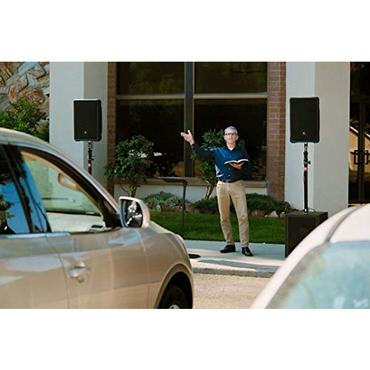 JBL Professional IRX108 Powered Portable Speaker with Bluetooth, 8-Inch, Black