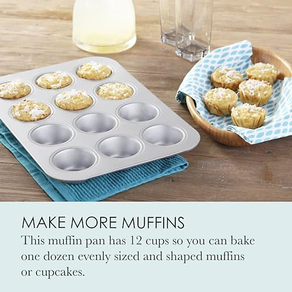 Chicago Metallic Commercial II Traditional Uncoated 12-Cup Muffin/Cupcake Pan, 15.75-inch by 11-inch