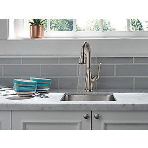 Delta Faucet Leland Bar Faucet Brushed Nickel, Bar Sink Faucet Single Hole, Wet Bar Faucets with Pull Down Sprayer, Prep Sink Faucet, Faucet for Bar Sink, SpotShield Stainless 9678-SP-DST