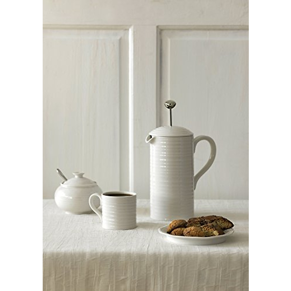 Portmeirion Sophie Conran White Covered Sugar Bowl | 11 Oz Sugar Container | Sugar Jar for Coffee Bar, Home, and Kitchen Countertop | Made from Fine Porcelain