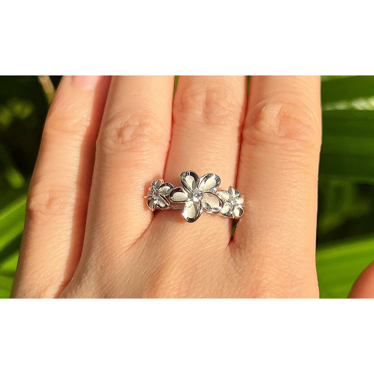 Aloha Jewelry Company Sterling Silver CZ Hawaiian Triple Plumeria Flower Ring (9)