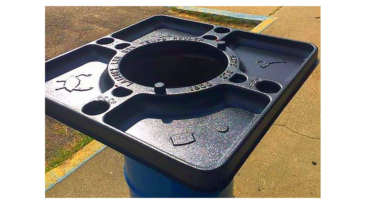 BayTec Crawfish Table - Ideal for BBQs & Seafood Boils