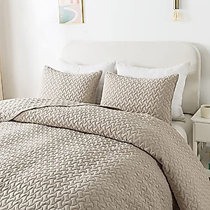 B2EVER Beige King Size Quilt Bedding Sets with Pillow Shams, Lightweight Soft Bedspread Coverlet, Quilted Blanket Thin Comforter Bed Cover for All Season Spring Summer, 3 Pieces, 104x90 inches