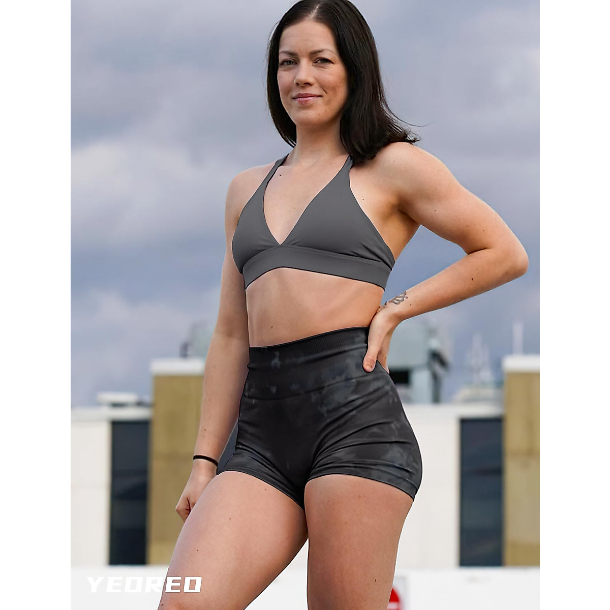 YEOREO Workout Shorts Scrunch Butt Jada Shorts Trainning 3.6" Shorts Black M