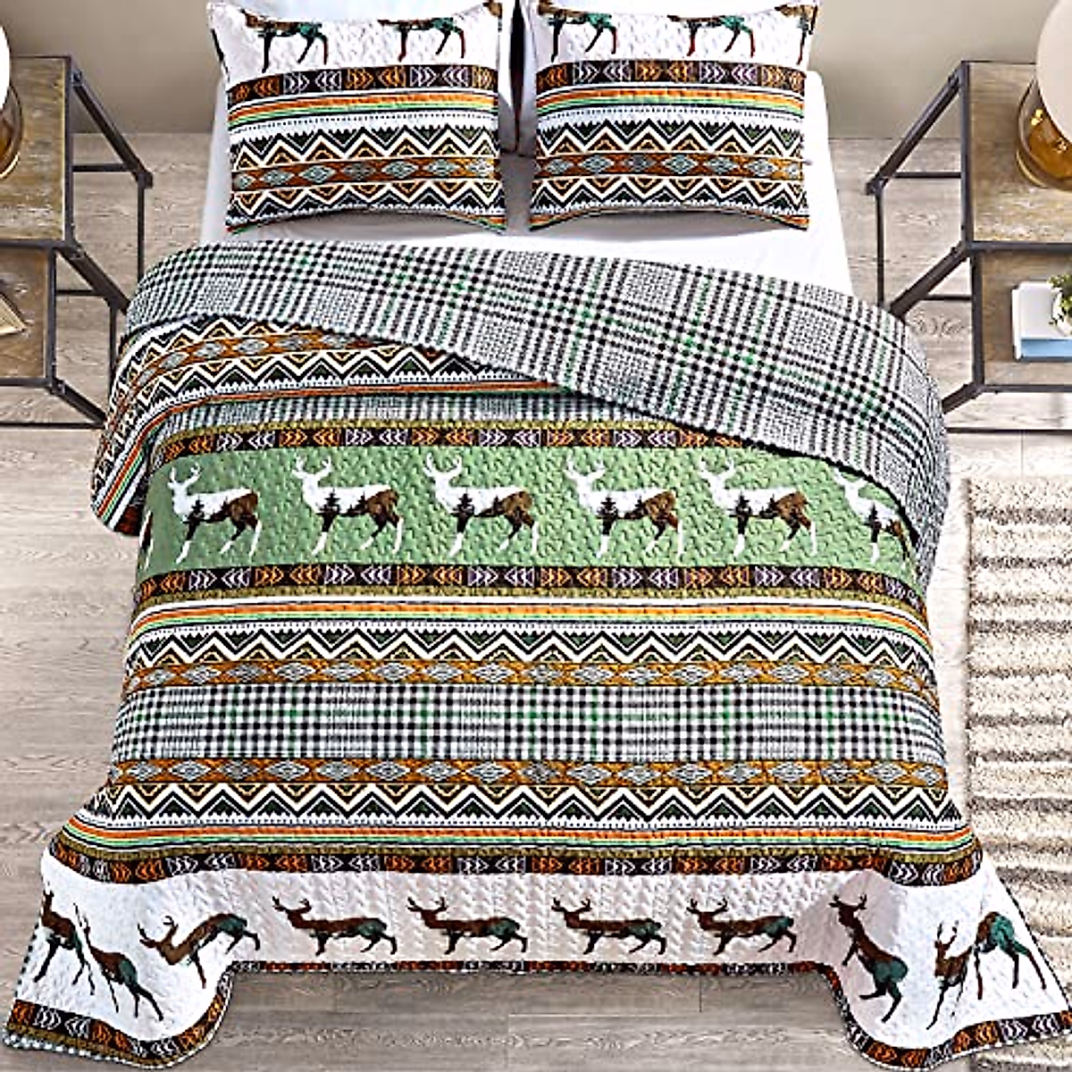 Mocaletto Boho Quilts Queen Size,Reversible Rustic Deer Lodge Cabin Quilt Set,Patchwork Green Bedding Set with Pillow Shams,Bohemian Stripes Bedspread,Lightweight Microfiber Coverlet