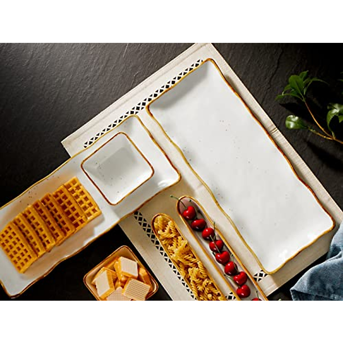 ONEMORE Large Serving Platters, 15 inch Serving Plates Set of 2, Ceramic Platters for Serving Food, Oven Safe Serving Trays and Platters for Entertaining Party, Creamy White