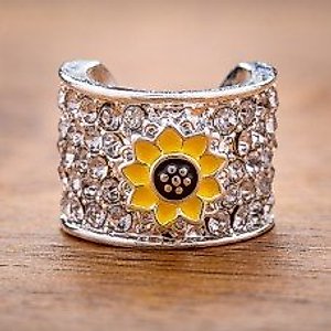 charMED Custom Stethoscope Charms - Sunflower Charm - Gifts for Nurses, Doctors, Veterinarians, Technicians, Surgeons & Healthcare Professionals - Metal Silver 0.5" Ring Charm