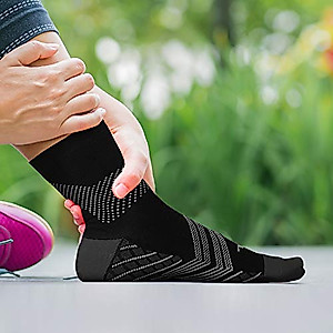 TechWare Pro Compression Socks - Therapy Grade Plantar Fasciitis Sock with Targeted Cushion & Ankle Compression Socks for Men & Women. Arch, Ankle & Foot Support Socks. Blk/Gry Large