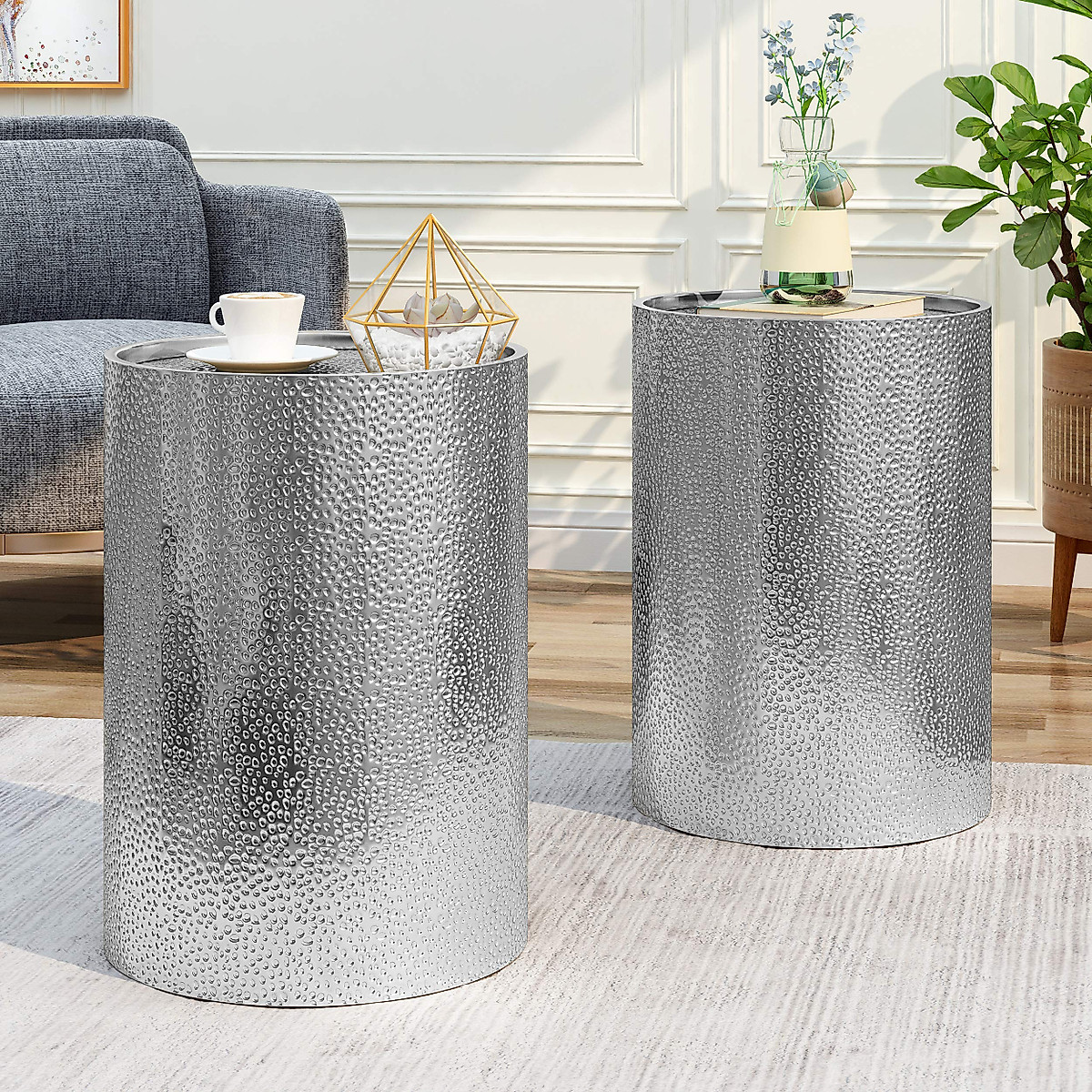 Christopher Knight Home Kaylee Modern Round Hammered Iron Accent Table (2 Pack) -Silver 16 in x 16 in x 22.25 in