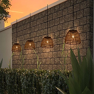 Outdoor Solar Hanging Lantern, Natural Seeweed Rattan Bamboo Woven Porch Patio Gazebo Pendent Chandelier Light Decorative Solar Powered Hanging Lamp for Front Door Garden