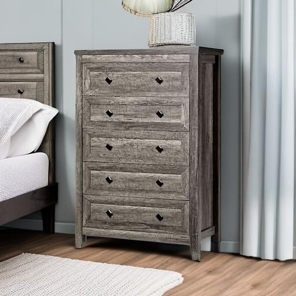 LUXOAK Farmhouse 5 Drawers Dresser, Wood Rustic Chest of Drawers for Bedroom, Tall Dressers Organizer with Metal Handles, 5 Drawers Chest for Living Room, Hallway, Entryway, Grey