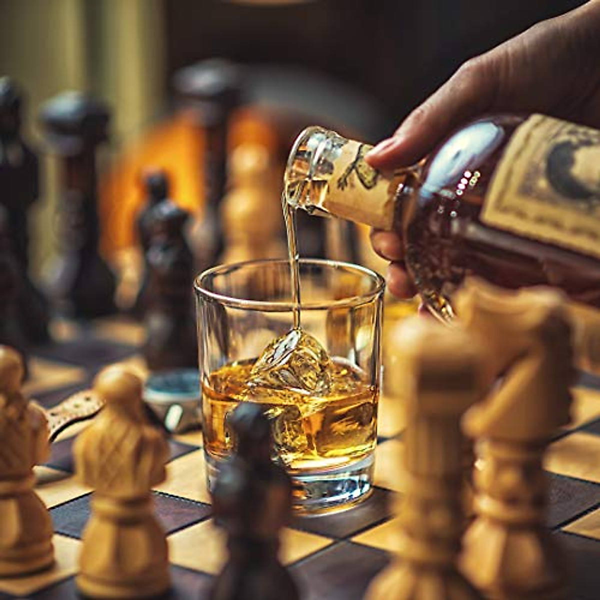 Amerigo Crystal Whiskey Glass Set of 4 in Luxury Gift Box - Heavy Base Old Fashioned Whiskey Glasses 12oz for Scotch - Whisky Gift for Men - Bourbon Glass Tumblers - Fathers Day Gift - Home Bar Set