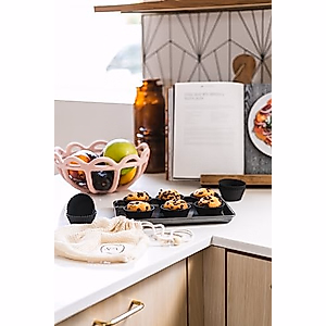 The Silicone Kitchen Reusable Silicone Baking Cups, Non-Toxic, BPA Free, Dishwasher Safe, Regular, Matte Black, 12 Pack