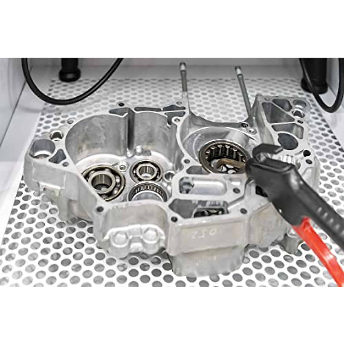 #60 Aluminum Oxide - 12 LBS - Medium Premium Long-Lasting Sand Blasting Media, High Abrasive Force Sand Blaster Sand for Metal, Glass, Stone or Wood, Sandblasters, Blasting Cabinet, Blasting Guns