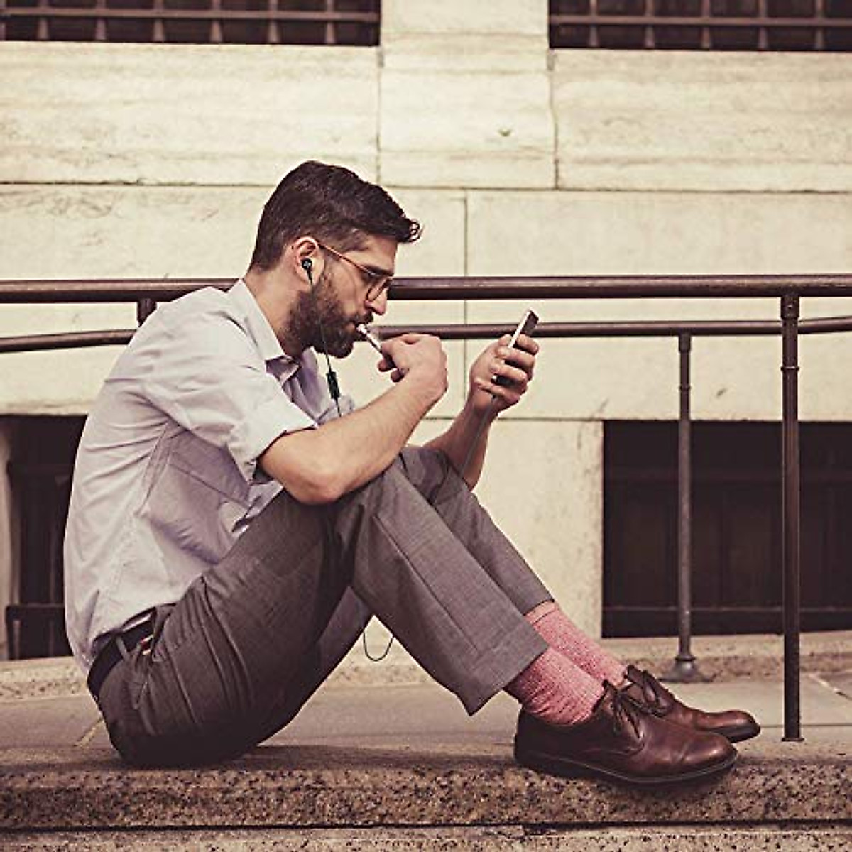 Work Pro Mono Earbud Hands-Free for Motorola One 5G/Edge/Edge+/Razr 2020/Z Flip/Z Play/Moto with Built-in Microphone and Crisp Clear Safe Audio! (3.5mm / 3.5ft Length Cable)