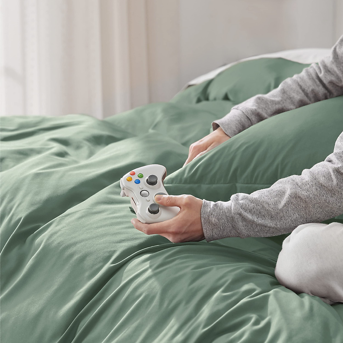 Bedsure Sage Green Duvet Cover Full Size - Soft Double Brushed Duvet Cover for Kids with Zipper Closure, 3 Pieces, includes 1 Duvet Cover (80"x90") & 2 Pillow Shams, NO Comforter