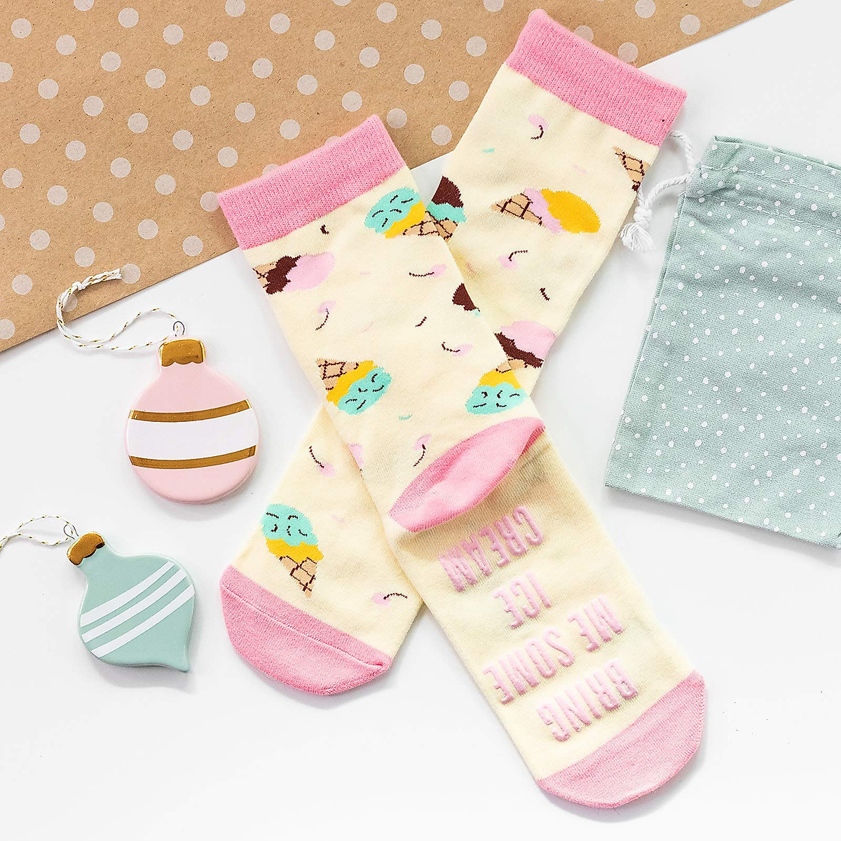 Lavley If You Can Read This, Bring Me Funny Socks - Novelty Gifts for Men, Women and Teens (US, Alpha, One Size, Regular, Regular, Ice Cream)