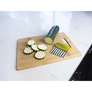 Joie Crinkle Cutter / Wavy Knife for Any Vegetable, Great Crinkle Cutter for Veggies, Stainless Steel Blade, Colors Vary