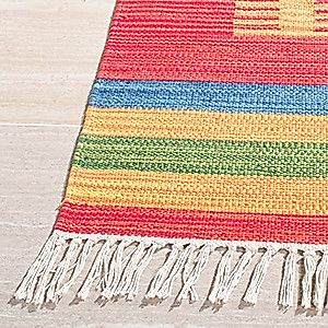 SAFAVIEH Montauk Collection 5' x 8' Blue/Red MTK555M Handmade Boho Cotton Living Room Dining Bedroom Area Rug