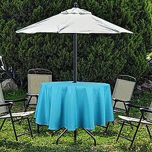 youngseahome Outdoor Tablecloth Wrinkle-Free Stain Resistant Waterproof Polyester Fabric Table Cover with Zipper Umbrella Hole for Picnic/Party/Dinner/Patio Garden(70inch Round,Zippered,Aqua)