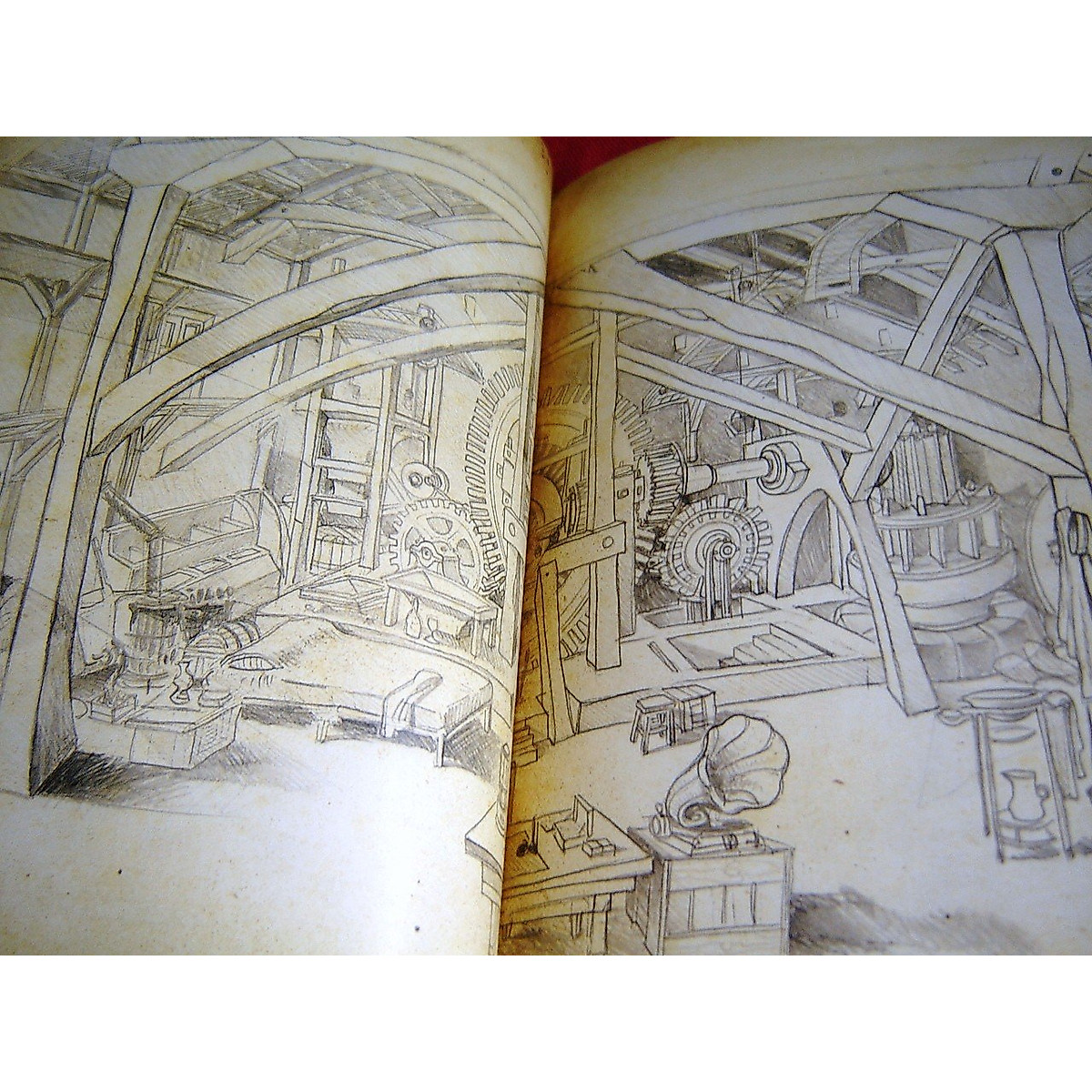 Le Labyrinthe de Pan - 5 discs Edition (includes 3 DVD + 1 HD DVD + 1 CD of the soundtrack + 64-page Book + case)