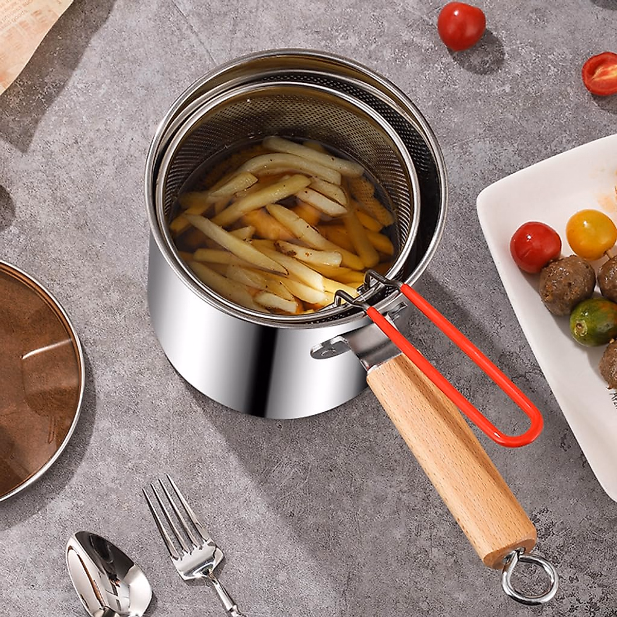 Deep Fryer Pot 304 Stainless Steel Frying Pan with Strainer Basket and Handle,Japanese Tempura Fryer Deep Fryers Frying Pot for Frying Fish Shrimp Chicken and Fries (Silver-1)