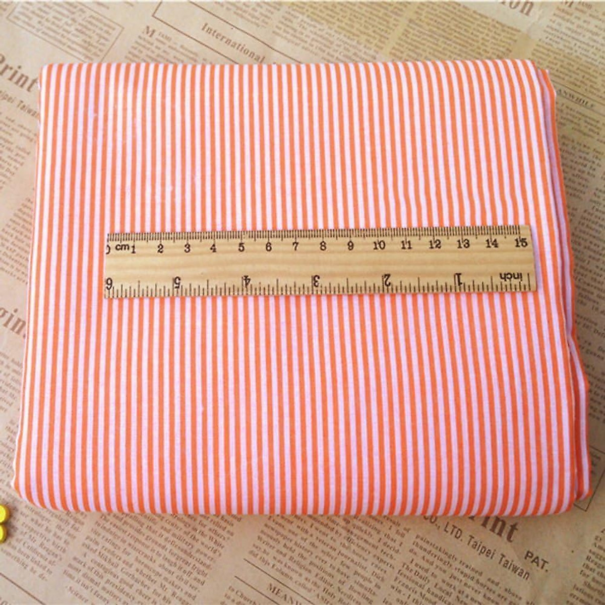 7Pcs Multicolor Cotton Craft Fabric Bundle Squares Patchwork DIY Sewing Scrapbooking Quilting Floral Dot Pattern Craft and Hobby Fabric 10" x 10" (25cm x 25cm)