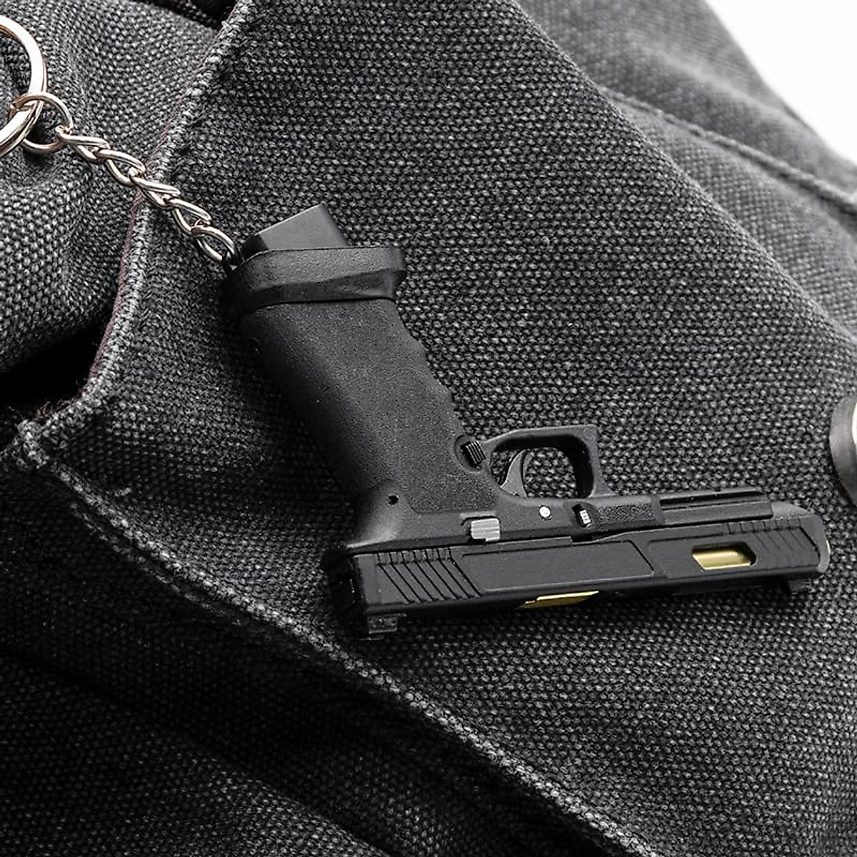 Keychain Mini Tactical Key Chain Collection Gift Pendant Ornament Collection for Boyfriend Men Army Fan (G34-Black)