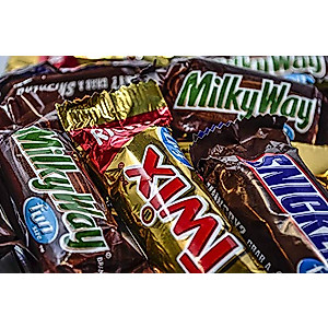 Bundle of Bulk Chocolate Candy Variety Pack, 5lbs Assorted Chocolate Treats in Gift Snack Box, Individually Wrapped Snacks for Party Favors and Holiday Goodie Bags