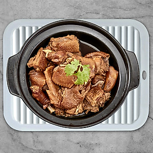 TOPULORS 3 PCS Silicone Trivets for Hot Pots and Pans 9"x12" Heat Resistant Mat Hot Pads for Kitchen Quartz Countertops - Dish Drying Mat Non-Slip Potholders Pot Holders Trivets for Hot Dishes - Gray