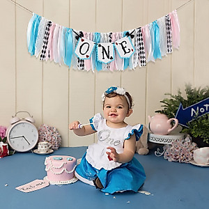 Alice in Wonderland Highchair Banner for 1st Birthday Alice in Wonderland Birthday Party Decorations, 1st Birthday Girl Decoration, Highchair Banner 1st Birthday Girl, Birthday Photography