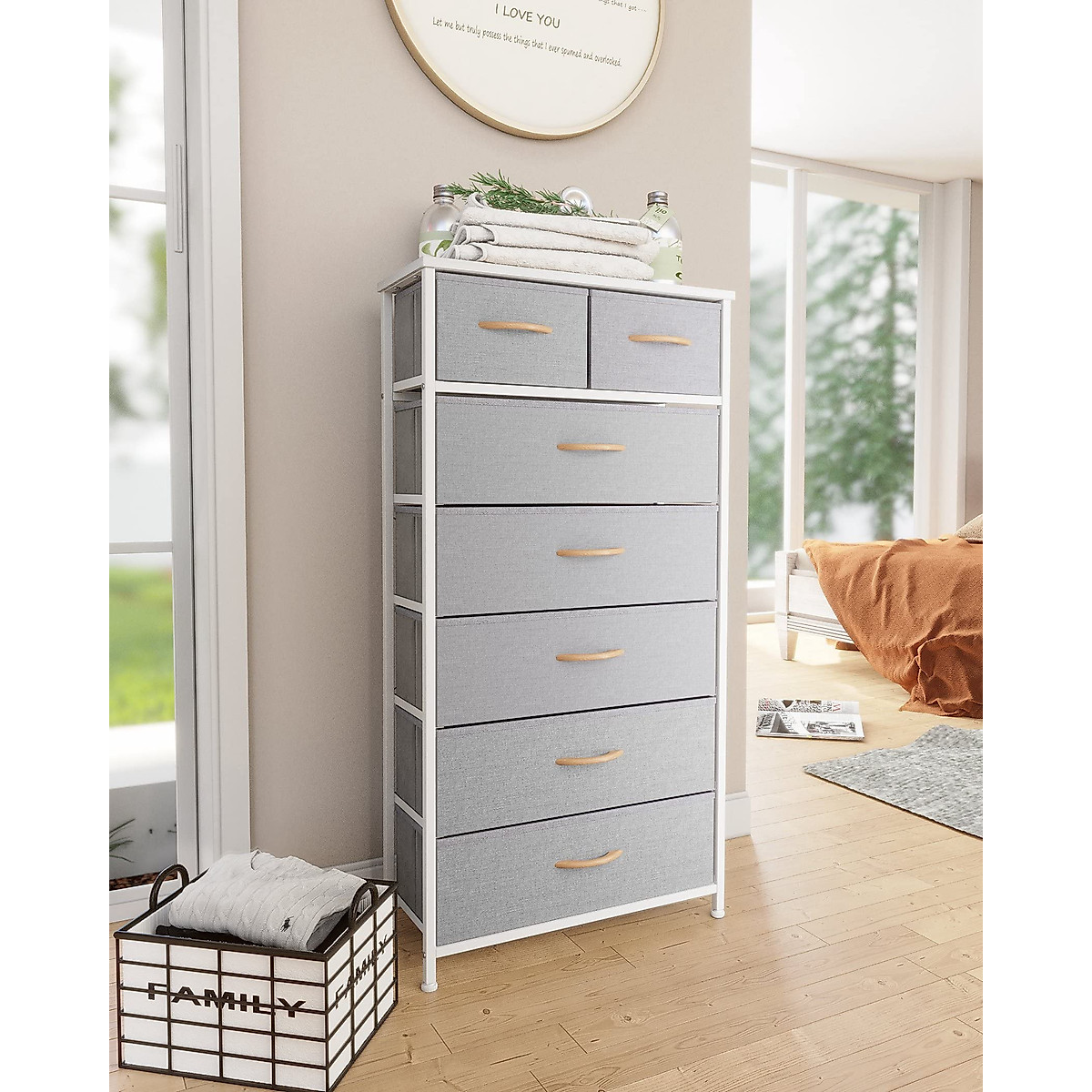 Pellebant Dresser for Bedroom with 7 Drawers, Tall Dresser Vertical Storage Tower, Sturdy Metal Frame, Fabric Storage Bins with Wooden Handle, Wooden Top, Organizer Unit for Closet/Hallway, Light Grey