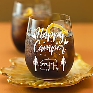 DYJYBMY Happy Camper Funny Wine Glass Birthday Gifts for Women Sister BFF Cute Camping Gifts for Women Her Friend Glamping RV Kitchen AccessoriesThanksgiving Christmas Graduation Gifts