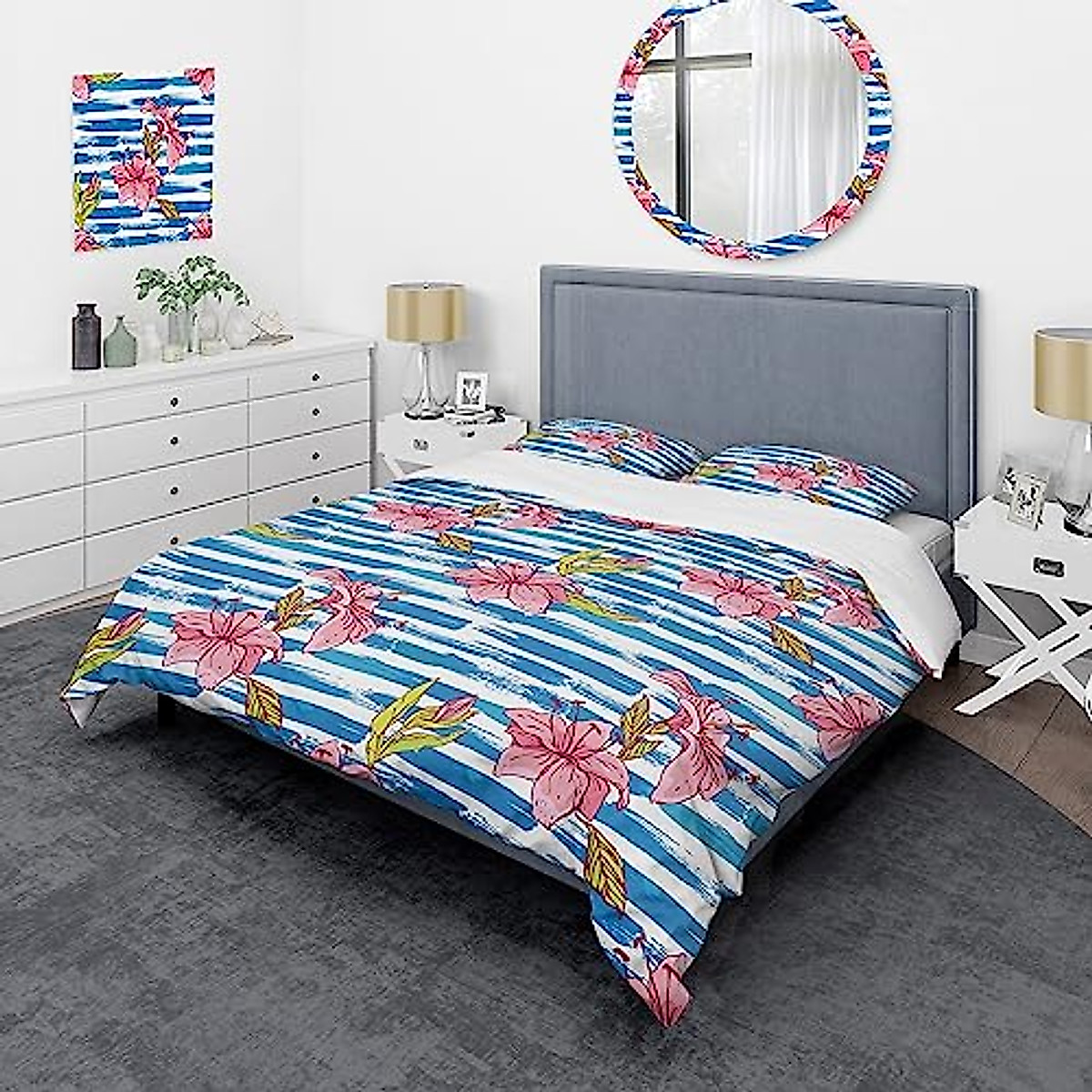 DESIGN ART Designart 'Blue and Red Grunge Striped' Patterned Duvet Cover Set King