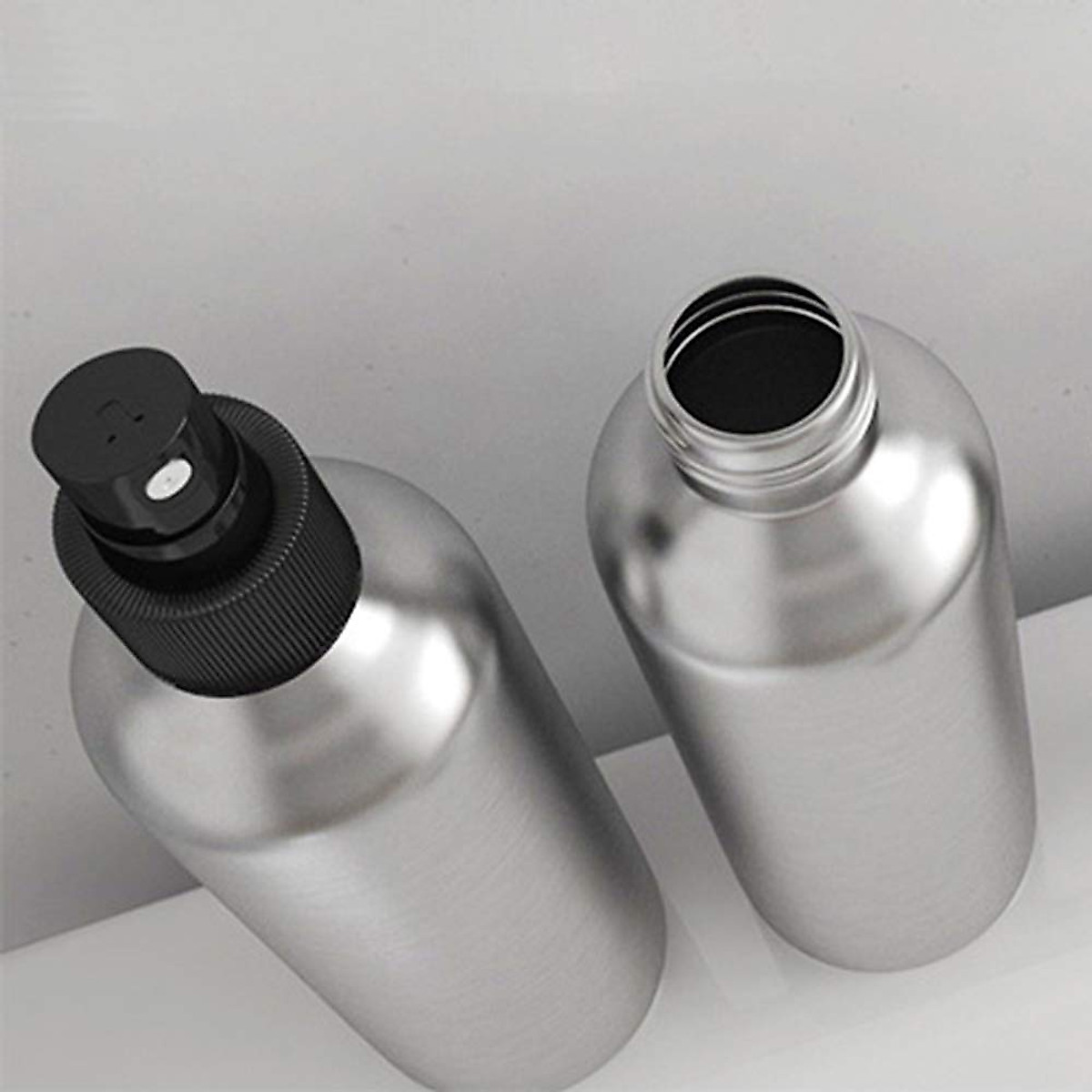 Cheung Constore 120ml 4oz Aluminum Fine Mist Atomizers Spray Bottle Metal Refillable Containers Liquid Storage Pump Vials For Essential Oils,Aromatherapy,Perfumes-2 Pack (Black Sprayer)
