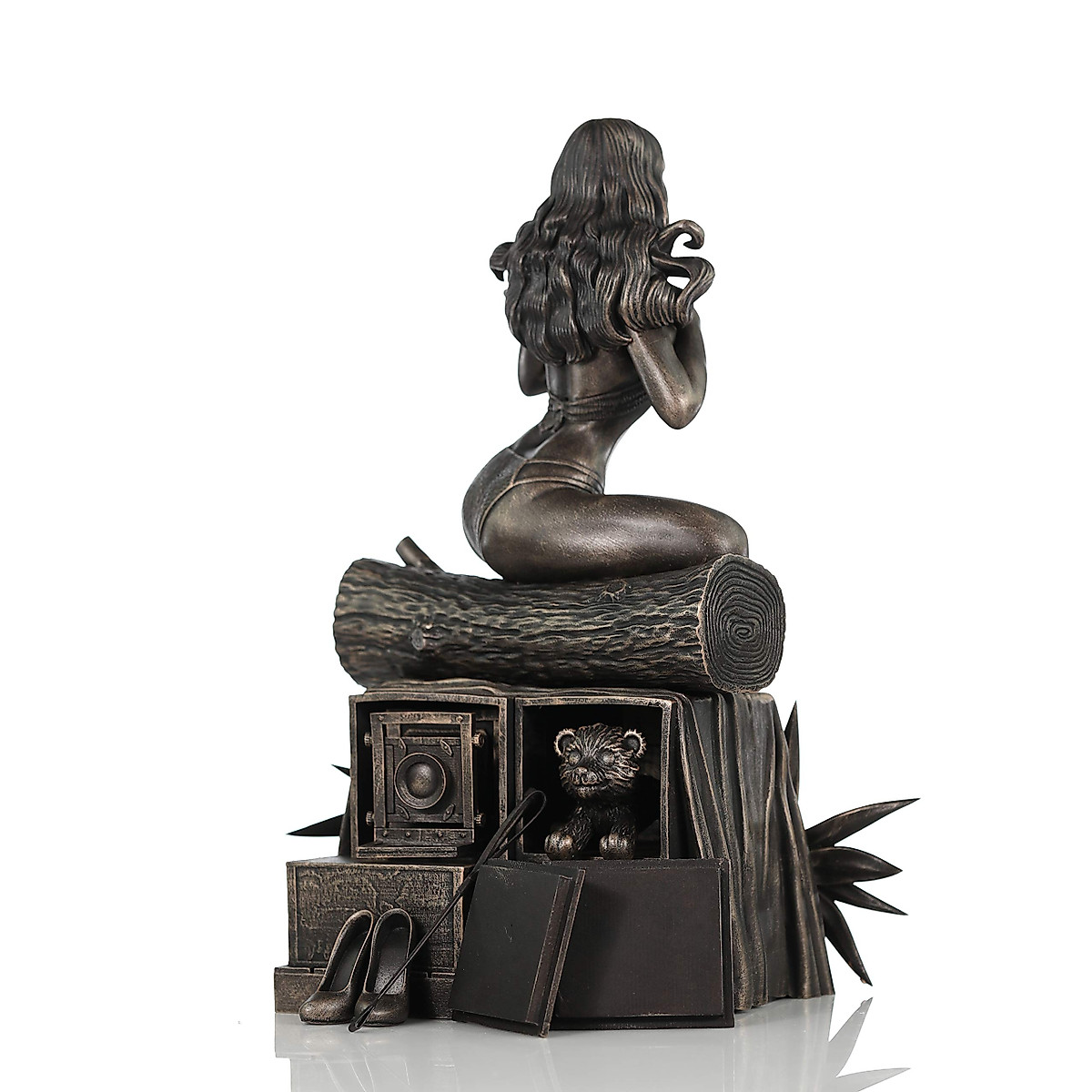 Dynamite Terry Dodson Bettie Page Bronze Edition Statue