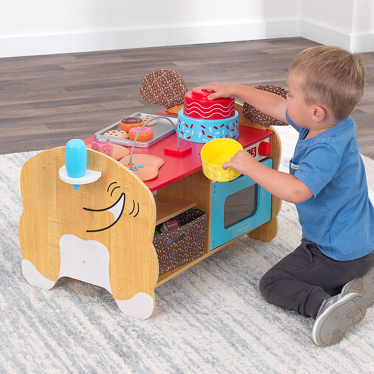 KidKraft Deluxe Baking Fun Puppy Activity Center