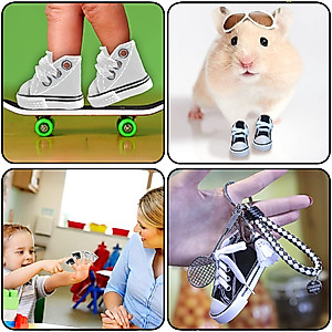 YUJUN 2 Pairs Mini Finger Shoes Fingerboard Skateboard Shoes Doll Mini Shoes Keychains Sneakers for Finger Breakdance Birds (2 Colors)