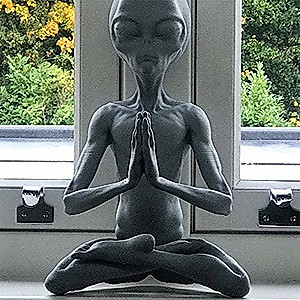 SNSN Meditating Alien Garden Sculptures & Statues, Alien Resin Statue Ornament Yard Best Art Decor for Indoor Outdoor Home or Office Collectible Figurine Gift, Grey, Small (SNSN-cijia-1)