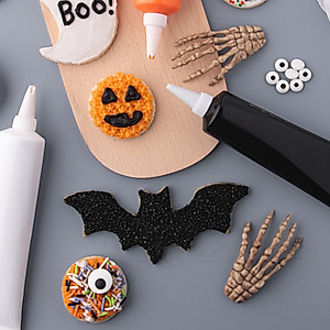 Cookie Cutter Kingdom, Bat Cookie Cutter, Halloween, Stainless Steel, Beautful Coated Finish, Mold for Cakes Biscuits and Sandwiches (Bat - Single)