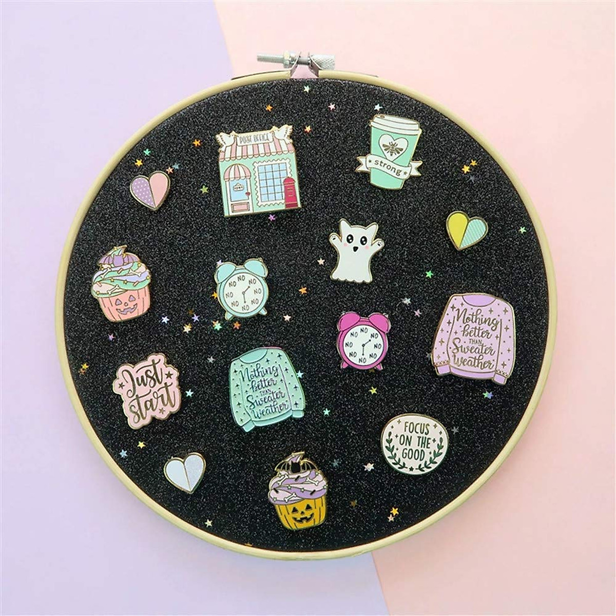 REOVE Wall Hanging Pin Collection Display Stand Enamel Pin Display Holder Display Board, Canvas Leather Embroidery Hoop for Display Pins Buttons Wall Decoration