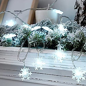 PrettyMarry Christmas Led Snowflake Outdoor Lights 33FT 50 Waterproof Indoor Snow Light for New Year Party Birthday Wedding Use in Living Room Bedroom Garden Roof Eaves White Color