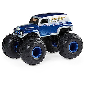 Monster Jam, Official Grave Digger Monster Truck, Die-Cast Vehicle, Retro Rebels Series, 1:64 Scale, Kids Toys for Boys Ages 3 and up