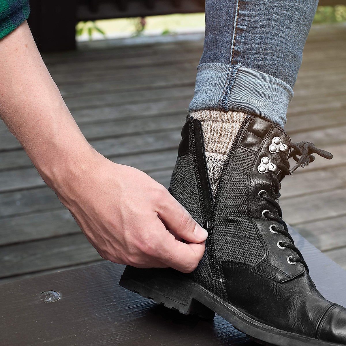 Alpaca Wool Socks for Men & Women - Heavyweight Extra Thick Warm Therma Crew Winter Outdoor Hunting Boot Socks (X-Large, Brown)