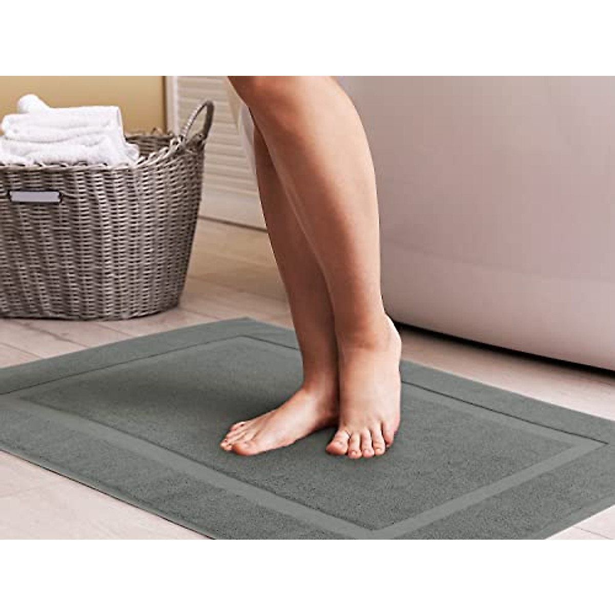 Utopia Towels Bundle Pack of 600 GSM Bath Sheet Set (2-Pack) and Banded Bath Mats (2-Pack) – 100% Ring-Spun Cotton – Highly Absorbent – Soft & Luxurious – Grey