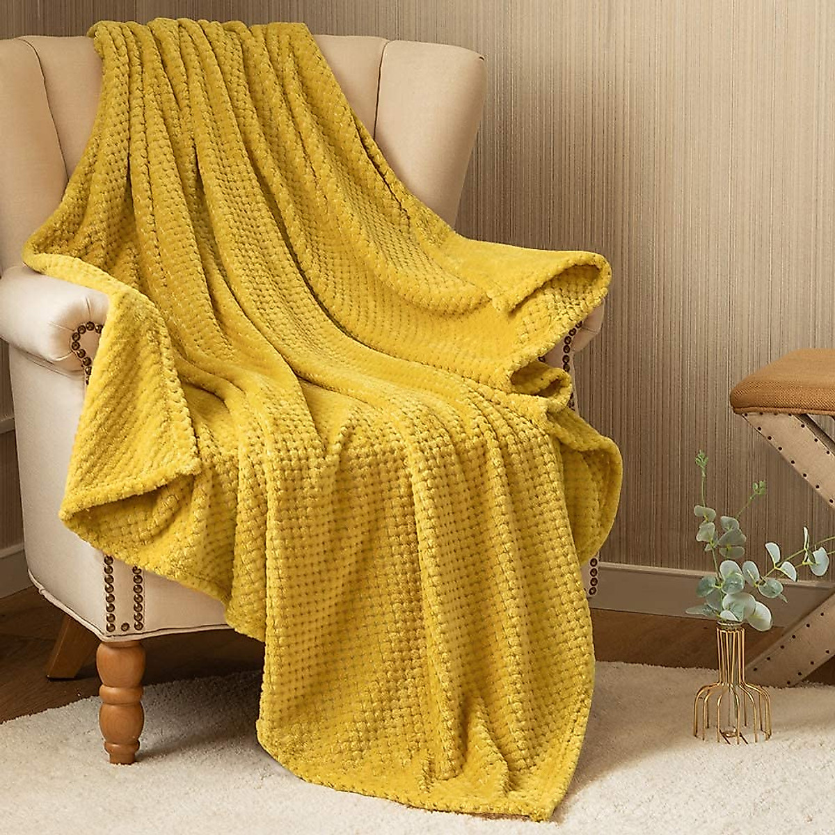jinchan Fleece Throw Blanket 50"x60" Flannel Blanket for Couch Bed Throw Cozy Soft Throw Blanket Living Room Decor Fluffy Blanket Throw Gifts Mustard Yellow