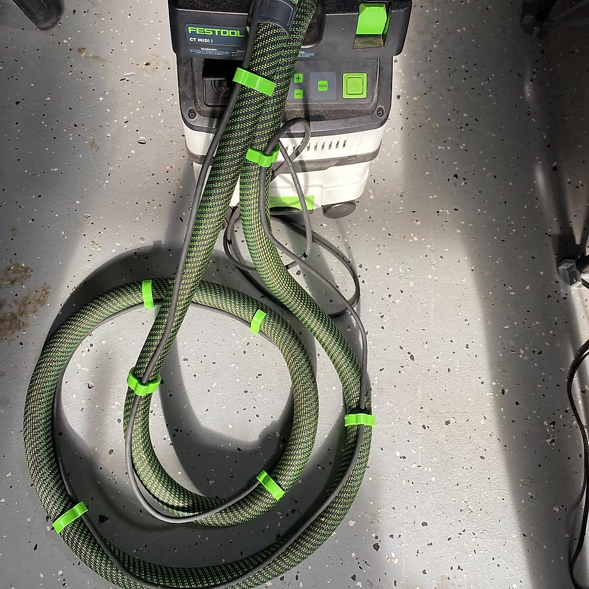 ToolCurve Coiled Hose Clips Compatible with Festool 27mm Hoses - Made in USA