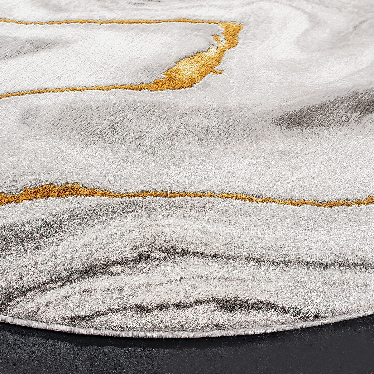 SAFAVIEH Craft Collection Area Rug - 5'3" Round, Grey & Gold, Modern Abstract Design, Non-Shedding & Easy Care, Ideal for High Traffic Areas in Living Room, Bedroom (CFT819F)