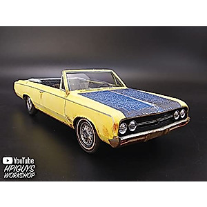 AMT 1964 Olds Cutlass F-85 Convertible1/25th Scale Model Kit
