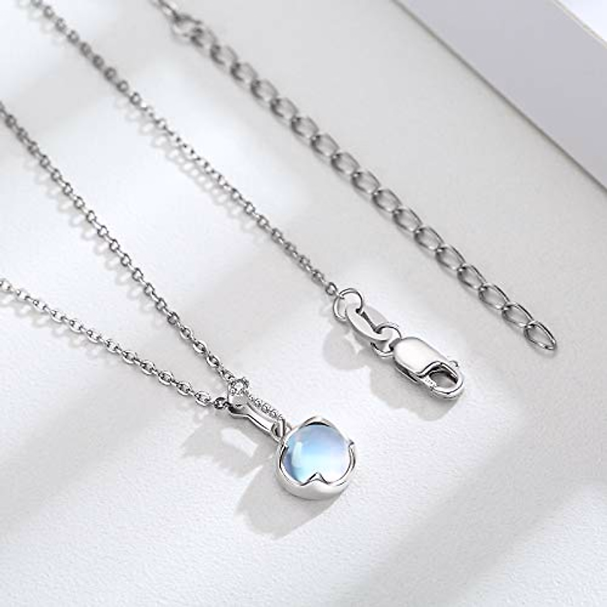 CUOKA MIRACLE Moonstone Necklace Choker Necklace for Women 925 Sterling Silver Simple Elegant Moonstone Necklace Rainbow Synthetic Moonstone Jewelry Birthday Gift for Women